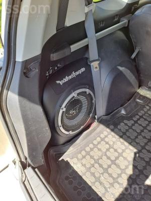 Mitsubishi Outlander 2008 in Riga, with an engine capacity of 2.00 L and mileage of 174 thousand km for 3999 €, photo 16 on AUTOMOTO.COM.LV