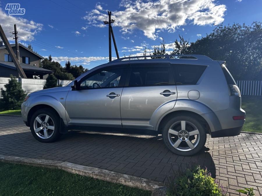 Mitsubishi Outlander 2008 Kauņa, ar dzinēja tilpumu 2.00 L un nobraukumu 264 tūkst. km par 2700 €, foto 4 vietnē AUTOMOTO.COM.LV