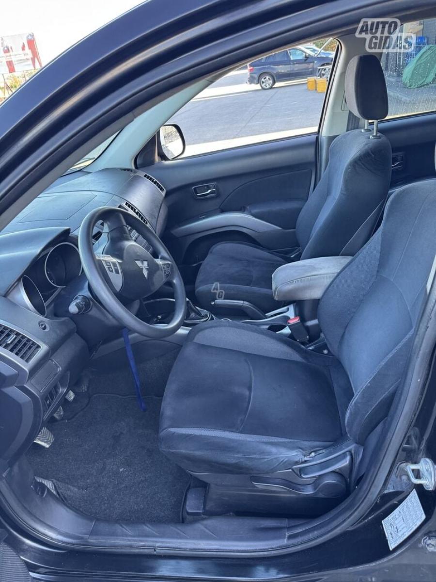 Мицубиси Аутлендер 2008 в Каунас, объемом двигателя 2.00 л и пробегом 302 тыс. км за 2650 €, фото 10 на AUTOMOTO.COM.LV