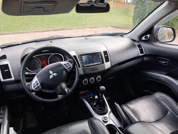 Mitsubishi Outlander 2008 Madona, ar dzinēja tilpumu 2.20 L un nobraukumu 412 tūkst. km par 2100 €, foto 2 vietnē AUTOMOTO.COM.LV
