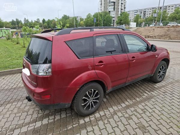 Mitsubishi Outlander 2009 Viļņa, ar dzinēja tilpumu 2.40 L un nobraukumu 250 tūkst. km par 1850 €, foto 3 vietnē AUTOMOTO.COM.LV