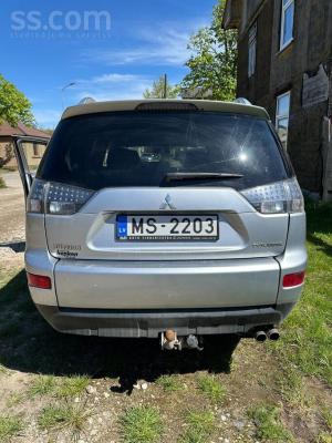 Mitsubishi Outlander 2009 Liepāja, ar dzinēja tilpumu 2.20 L un nobraukumu 240 tūkst. km par 5500 €, foto 4 vietnē AUTOMOTO.COM.LV