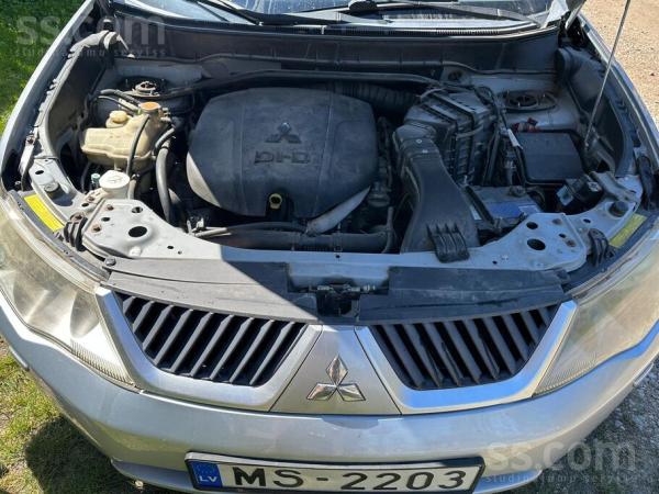 Mitsubishi Outlander 2009 Liepāja, ar dzinēja tilpumu 2.20 L un nobraukumu 240 tūkst. km par 5500 €, foto 7 vietnē AUTOMOTO.COM.LV