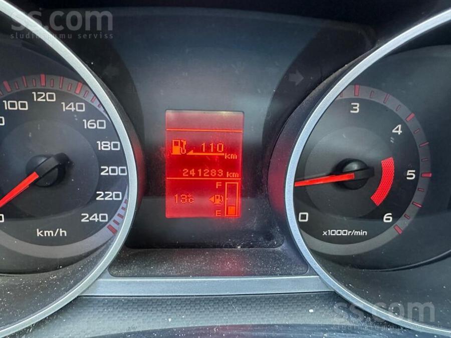 Mitsubishi Outlander 2009 Liepāja, ar dzinēja tilpumu 2.20 L un nobraukumu 240 tūkst. km par 5500 €, foto 10 vietnē AUTOMOTO.COM.LV