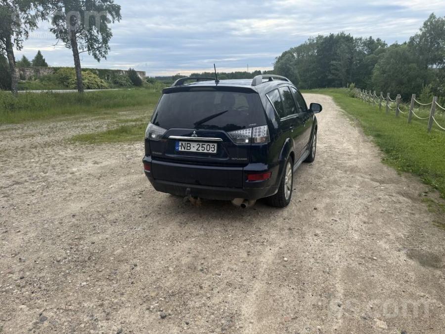 Mitsubishi Outlander 2010 Aizkraukle, ar dzinēja tilpumu 2.40 L un nobraukumu 347 tūkst. km par 3900 €, foto 5 vietnē AUTOMOTO.COM.LV