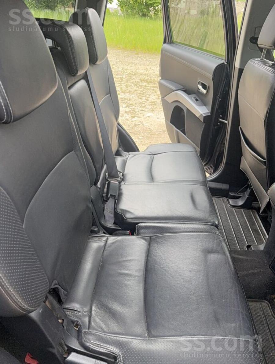 Mitsubishi Outlander 2010 Aizkraukle, ar dzinēja tilpumu 2.40 L un nobraukumu 347 tūkst. km par 3900 €, foto 7 vietnē AUTOMOTO.COM.LV