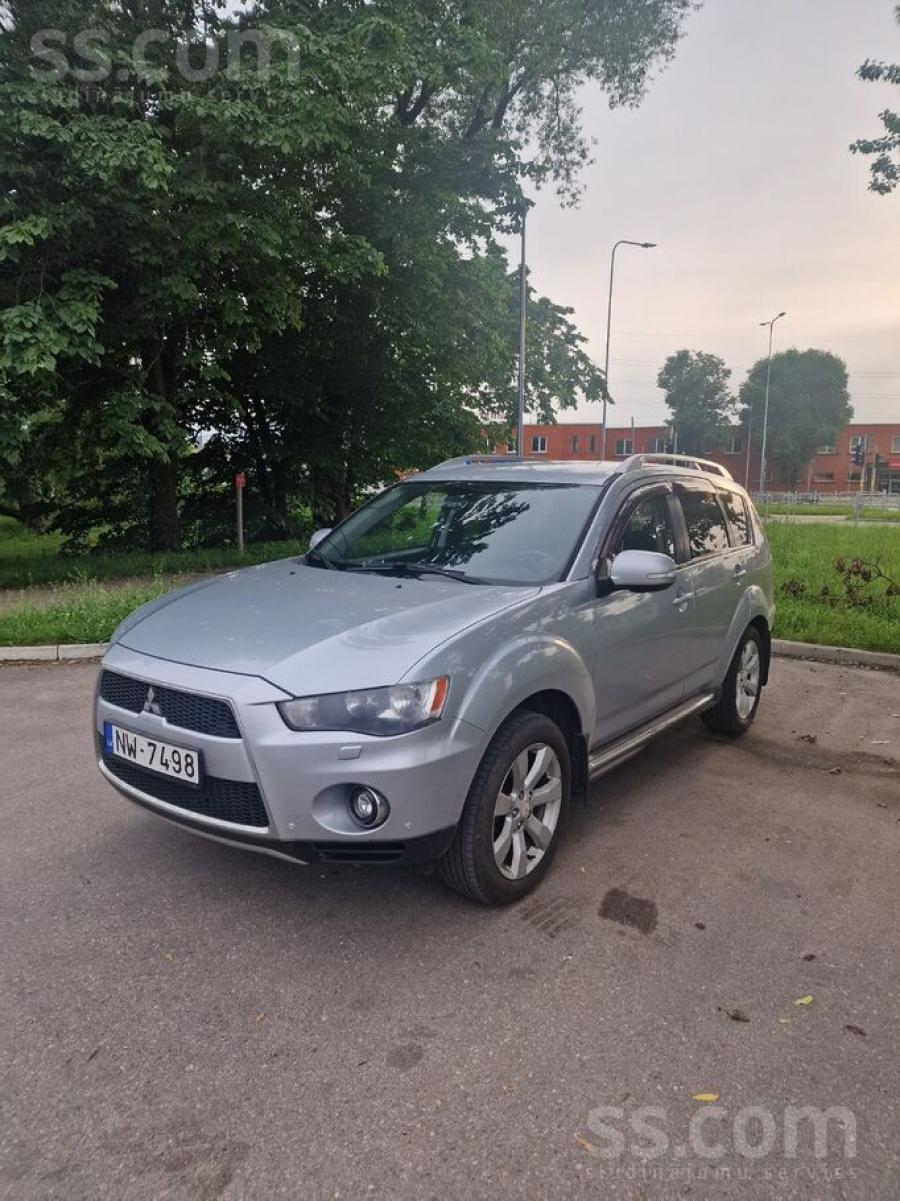 Mitsubishi Outlander 2010 Rīga, ar dzinēja tilpumu 2.40 L un nobraukumu 180 tūkst. km par 4250 €, foto 1 vietnē AUTOMOTO.COM.LV