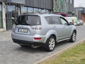 Mitsubishi Outlander 2010 Rīga, ar dzinēja tilpumu 2.40 L un nobraukumu 0 tūkst. km par 2990 €, foto 4 vietnē AUTOMOTO.COM.LV