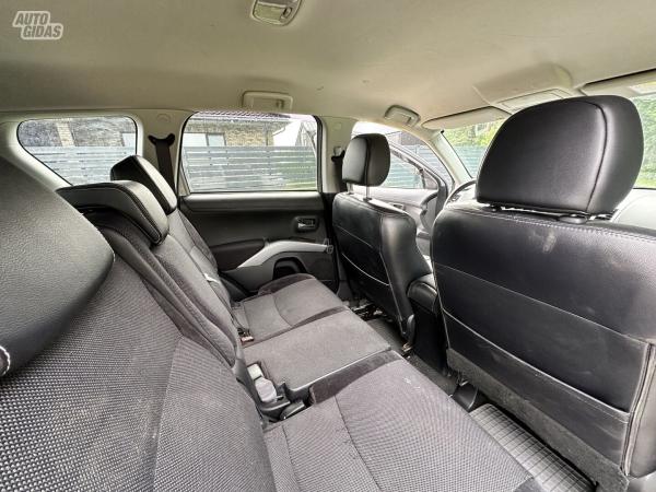 Mitsubishi Outlander 2010 Viļņa, ar dzinēja tilpumu 2.40 L un nobraukumu 318 tūkst. km par 4500 €, foto 10 vietnē AUTOMOTO.COM.LV