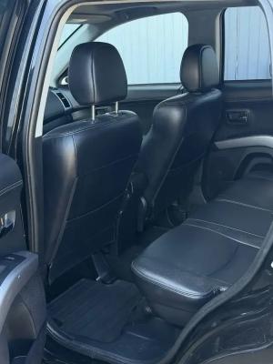 Mitsubishi Outlander 2011 Rīga, ar dzinēja tilpumu 2.20 L un nobraukumu 309 tūkst. km par 3680 €, foto 12 vietnē AUTOMOTO.COM.LV