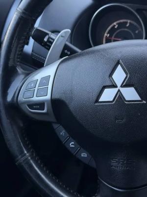 Mitsubishi Outlander 2011 Rīga, ar dzinēja tilpumu 2.20 L un nobraukumu 309 tūkst. km par 3680 €, foto 18 vietnē AUTOMOTO.COM.LV