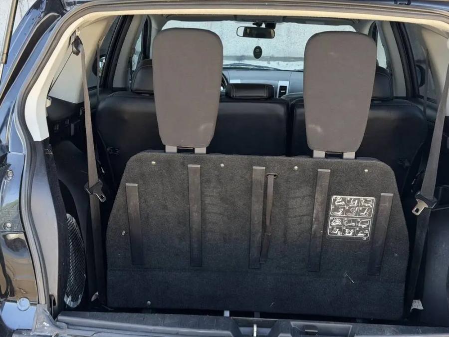 Mitsubishi Outlander 2011 Rīga, ar dzinēja tilpumu 2.20 L un nobraukumu 309 tūkst. km par 3680 €, foto 23 vietnē AUTOMOTO.COM.LV