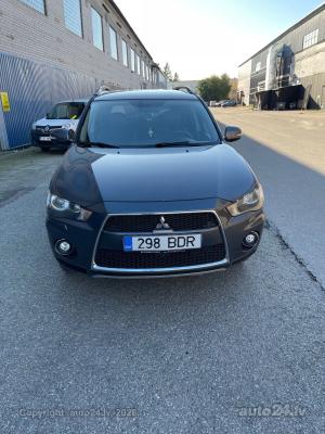 Mitsubishi Outlander 2011 Tallina, ar dzinēja tilpumu 2.20 L un nobraukumu 300 tūkst. km par 4500 €, foto 3 vietnē AUTOMOTO.COM.LV