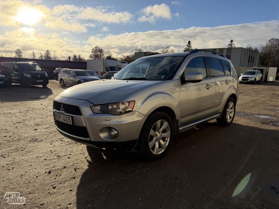 Mitsubishi Outlander 2012 Šakiai, ar dzinēja tilpumu 2.40 L un nobraukumu 276 tūkst. km par 3200 €, foto 1 vietnē AUTOMOTO.COM.LV