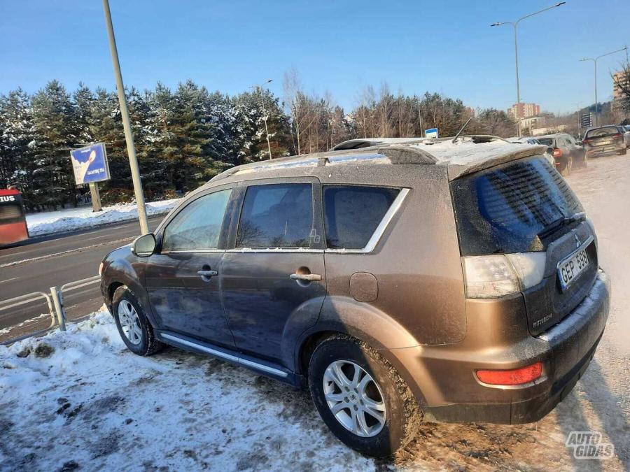 Mitsubishi Outlander 2012 Viļņa, ar dzinēja tilpumu 2.40 L un nobraukumu 175 tūkst. km par 3200 €, foto 2 vietnē AUTOMOTO.COM.LV