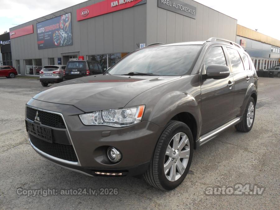Mitsubishi Outlander 2012 in Viljandi, with an engine capacity of 2.20 L and mileage of 213 thousand km for 7990 €, photo 1 on AUTOMOTO.COM.LV