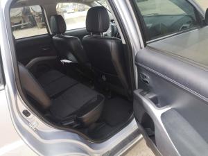 Mitsubishi Outlander 2012 Šauļi, ar dzinēja tilpumu 2.20 L un nobraukumu 310 tūkst. km par 3950 €, foto 4 vietnē AUTOMOTO.COM.LV