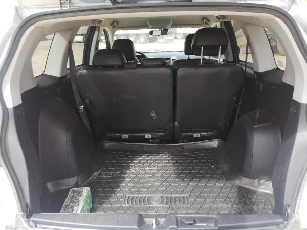 Mitsubishi Outlander 2012 in Siauliai, with an engine capacity of 2.20 L and mileage of 310 thousand km for 3950 €, photo 10 on AUTOMOTO.COM.LV