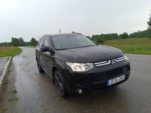 Mitsubishi Outlander 2013 Jonava, ar dzinēja tilpumu 2.30 L un nobraukumu 241 tūkst. km par 8500 €, foto  vietnē AUTOMOTO.COM.LV