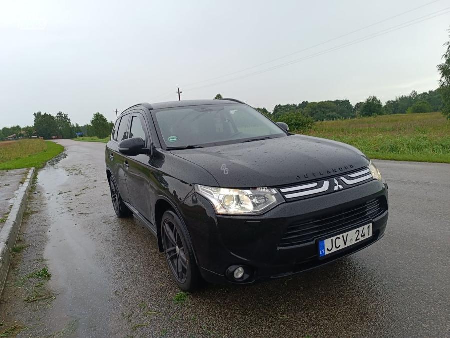 Mitsubishi Outlander 2013 Jonava, ar dzinēja tilpumu 2.30 L un nobraukumu 241 tūkst. km par 8500 €, foto 1 vietnē AUTOMOTO.COM.LV