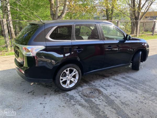 Mitsubishi Outlander 2013 in Siauliai, with an engine capacity of 2.30 L and mileage of 207 thousand km for 5999 €, photo 8 on AUTOMOTO.COM.LV