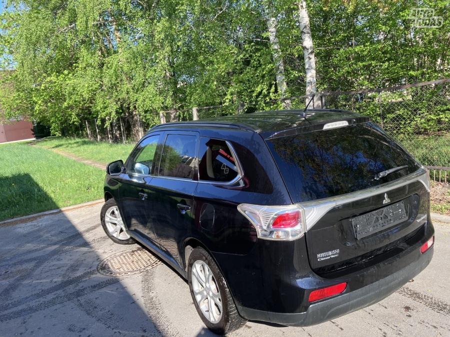 Mitsubishi Outlander 2013 Šauļi, ar dzinēja tilpumu 2.30 L un nobraukumu 207 tūkst. km par 5999 €, foto 16 vietnē AUTOMOTO.COM.LV
