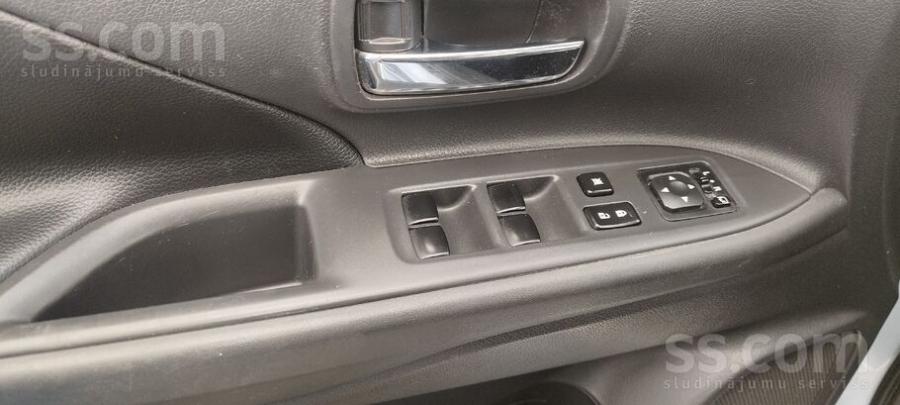 Mitsubishi Outlander 2013 Rīga, ar dzinēja tilpumu 2.00 L un nobraukumu 0 tūkst. km par 8200 €, foto 25 vietnē AUTOMOTO.COM.LV