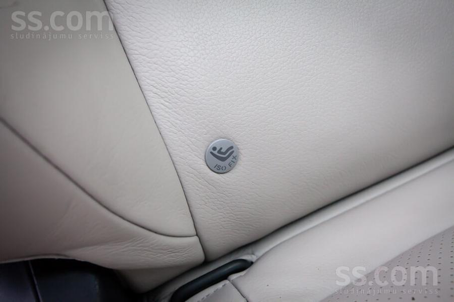 Mitsubishi Outlander 2013 in Tukums, with an engine capacity of 2.00 L and mileage of 0 thousand km for 8990 €, photo 16 on AUTOMOTO.COM.LV