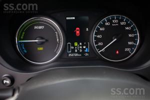 Mitsubishi Outlander 2013 in Tukums, with an engine capacity of 2.00 L and mileage of 0 thousand km for 8990 €, photo 20 on AUTOMOTO.COM.LV