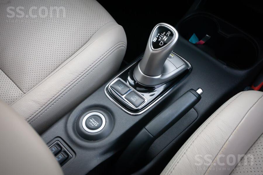 Mitsubishi Outlander 2013 in Tukums, with an engine capacity of 2.00 L and mileage of 0 thousand km for 8990 €, photo 30 on AUTOMOTO.COM.LV