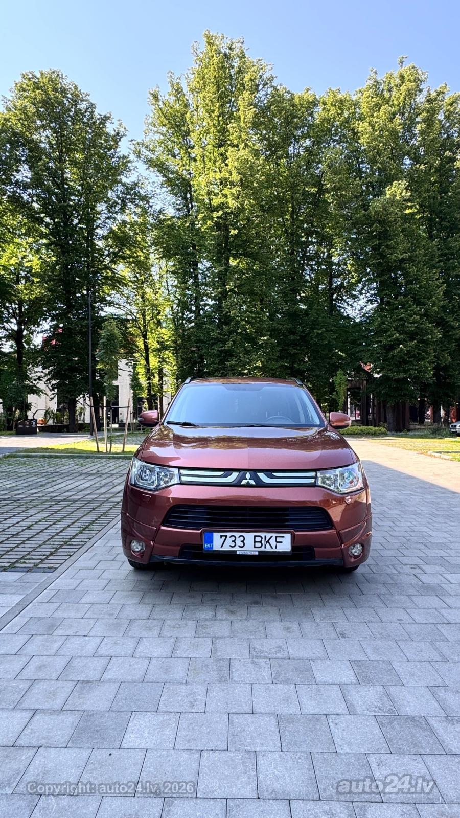 Mitsubishi Outlander 2013 Tallina, ar dzinēja tilpumu 2.00 L un nobraukumu 162 tūkst. km par 9990 €, foto 5 vietnē AUTOMOTO.COM.LV