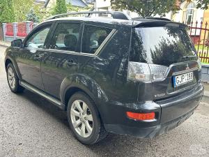 Mitsubishi Outlander 2013 in Vilnius, with an engine capacity of 2.20 L and mileage of 283 thousand km for 4350 €, photo 7 on AUTOMOTO.COM.LV