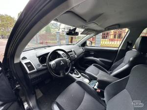 Mitsubishi Outlander 2013 in Vilnius, with an engine capacity of 2.20 L and mileage of 283 thousand km for 4350 €, photo 8 on AUTOMOTO.COM.LV