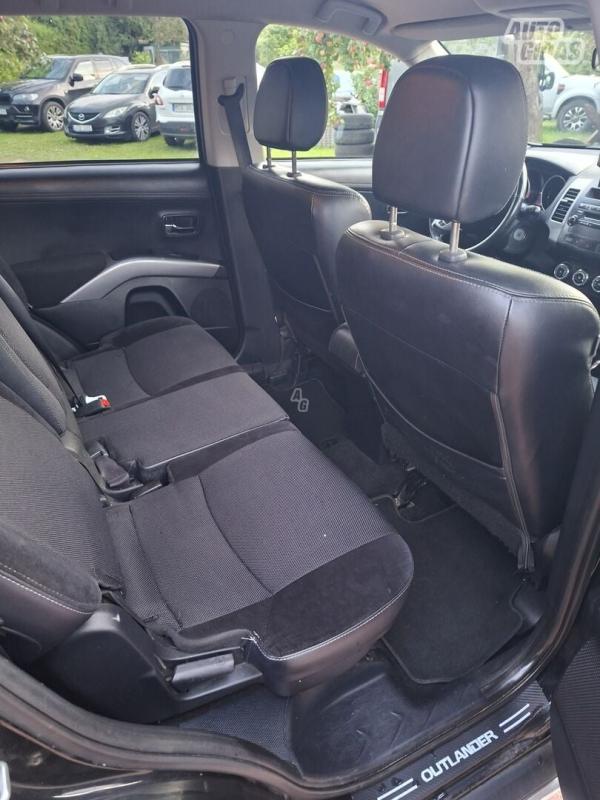 Mitsubishi Outlander 2013 in Alytus, with an engine capacity of 2.20 L and mileage of 205 thousand km for 4100 €, photo 8 on AUTOMOTO.COM.LV