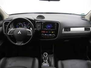 Mitsubishi Outlander 2014 Viļņa, ar dzinēja tilpumu 2.00 L un nobraukumu 204 tūkst. km par 10199 €, foto 3 vietnē AUTOMOTO.COM.LV