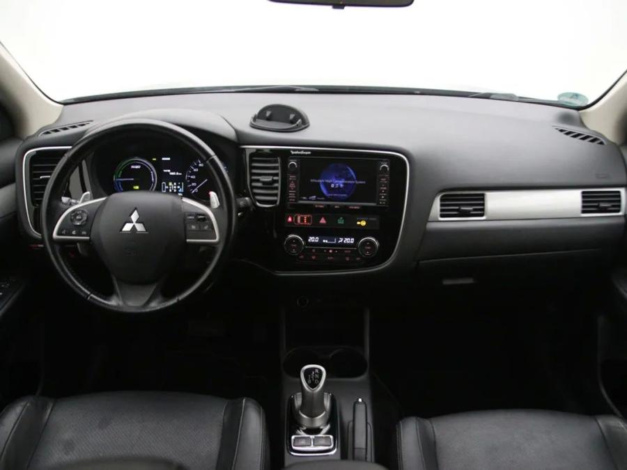 Mitsubishi Outlander 2014 Viļņa, ar dzinēja tilpumu 2.00 L un nobraukumu 204 tūkst. km par 10199 €, foto 3 vietnē AUTOMOTO.COM.LV