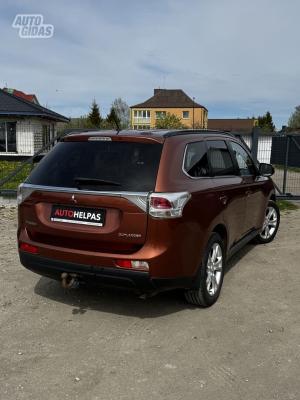 Mitsubishi Outlander 2014 in Klaipeda, with an engine capacity of 2.30 L and mileage of 225 thousand km for 7399 €, photo 9 on AUTOMOTO.COM.LV