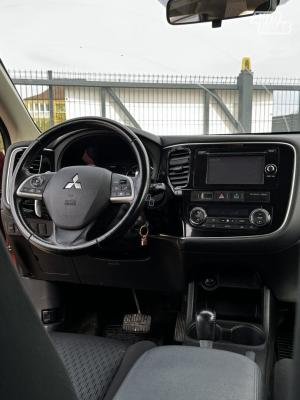 Mitsubishi Outlander 2014 in Klaipeda, with an engine capacity of 2.30 L and mileage of 225 thousand km for 7399 €, photo 11 on AUTOMOTO.COM.LV