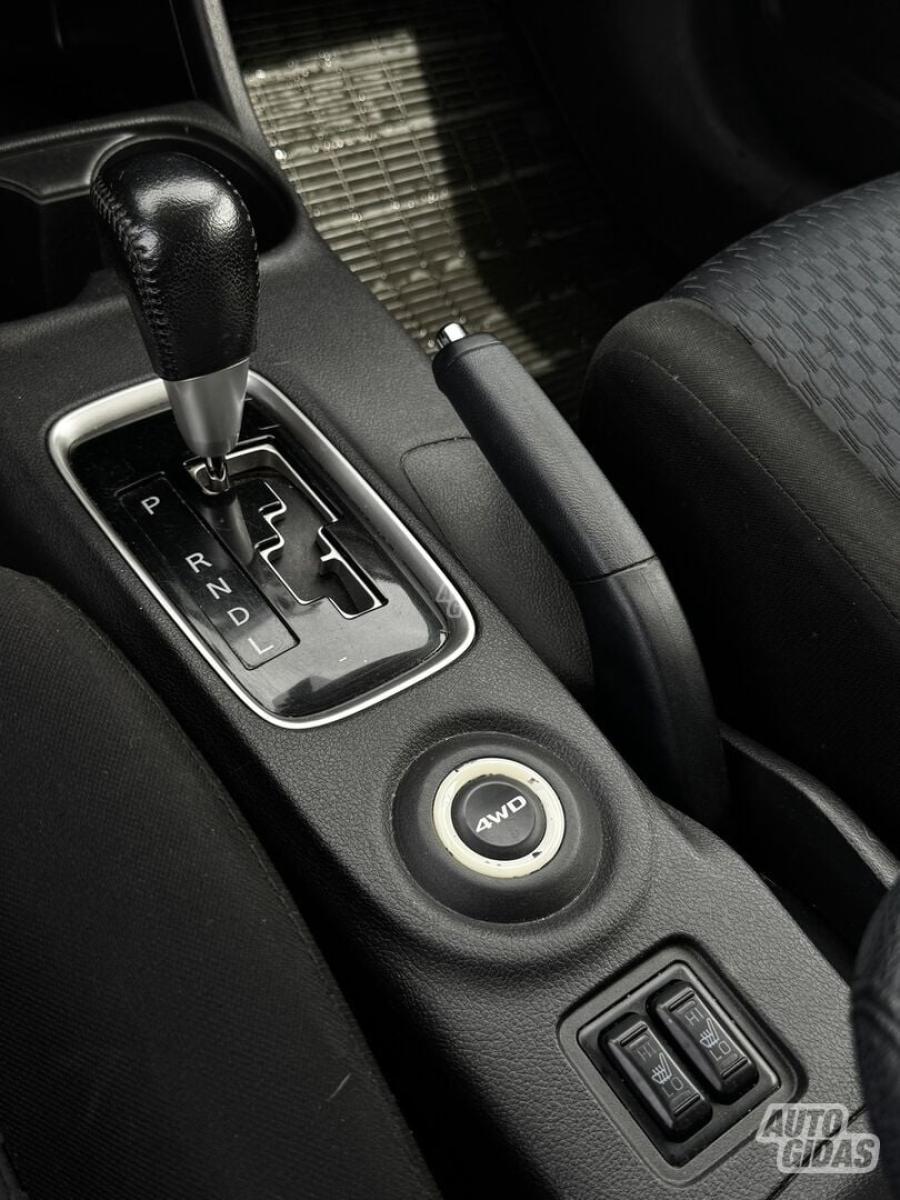 Mitsubishi Outlander 2014 in Klaipeda, with an engine capacity of 2.30 L and mileage of 225 thousand km for 7399 €, photo 14 on AUTOMOTO.COM.LV