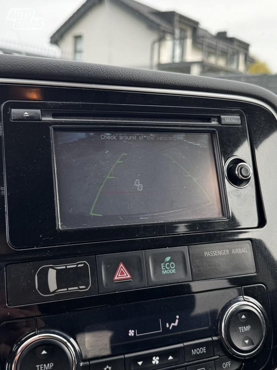 Mitsubishi Outlander 2014 in Klaipeda, with an engine capacity of 2.30 L and mileage of 225 thousand km for 7399 €, photo 16 on AUTOMOTO.COM.LV