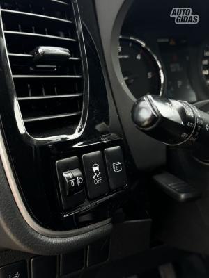 Mitsubishi Outlander 2014 in Klaipeda, with an engine capacity of 2.30 L and mileage of 225 thousand km for 7399 €, photo 20 on AUTOMOTO.COM.LV