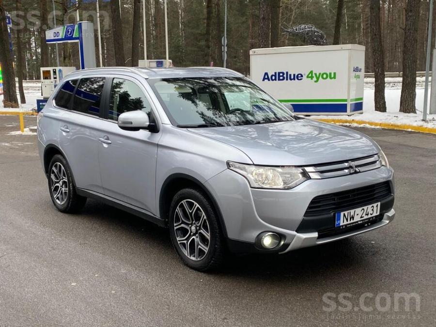 Mitsubishi Outlander 2015 in Riga, with an engine capacity of 2.30 L and mileage of 0 thousand km for 5999 €, photo 7 on AUTOMOTO.COM.LV
