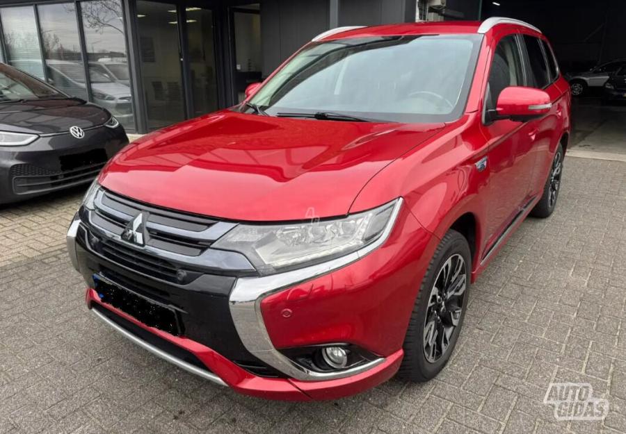Mitsubishi Outlander 2015 Kauņa, ar dzinēja tilpumu 2.00 L un nobraukumu 228 tūkst. km par 12200 €, foto 1 vietnē AUTOMOTO.COM.LV