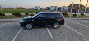 Mitsubishi Outlander 2015 in Kaunas, with an engine capacity of 2.00 L and mileage of 270 thousand km for 10300 €, photo  on AUTOMOTO.COM.LV