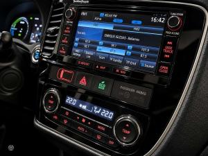 Mitsubishi Outlander 2015 Klaipėda, ar dzinēja tilpumu 0.00 L un nobraukumu 192 tūkst. km par 13999 €, foto 5 vietnē AUTOMOTO.COM.LV