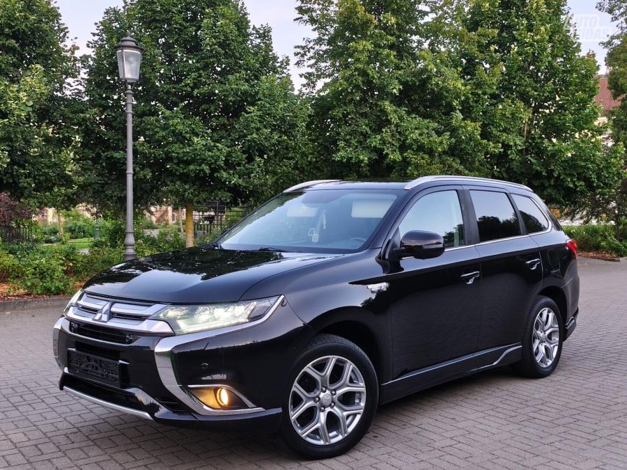 Mitsubishi Outlander 2016 Šauļi, ar dzinēja tilpumu 2.00 L un nobraukumu 300 tūkst. km par 12600 €, foto 3 vietnē AUTOMOTO.COM.LV