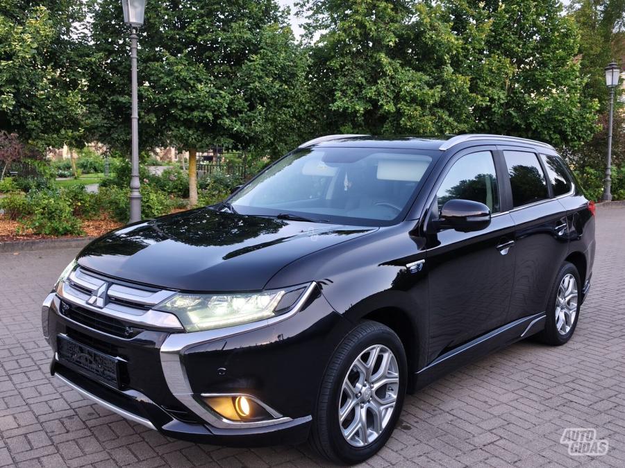 Mitsubishi Outlander 2016 Šauļi, ar dzinēja tilpumu 2.00 L un nobraukumu 300 tūkst. km par 12600 €, foto 9 vietnē AUTOMOTO.COM.LV