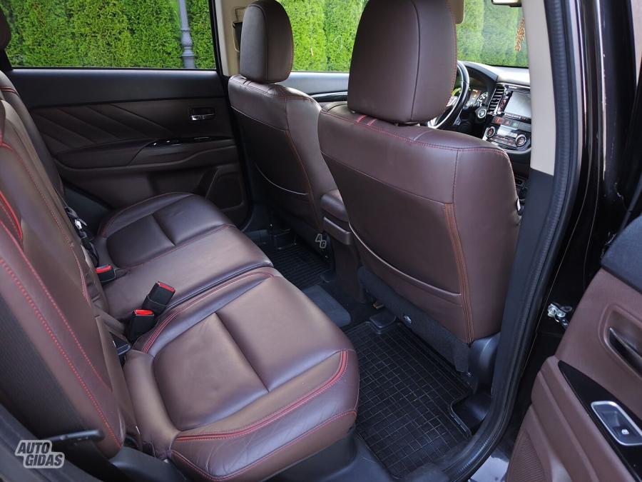 Mitsubishi Outlander 2016 Šauļi, ar dzinēja tilpumu 2.00 L un nobraukumu 300 tūkst. km par 12600 €, foto 20 vietnē AUTOMOTO.COM.LV