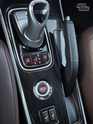 Mitsubishi Outlander 2016 Šauļi, ar dzinēja tilpumu 2.00 L un nobraukumu 300 tūkst. km par 12600 €, foto 24 vietnē AUTOMOTO.COM.LV