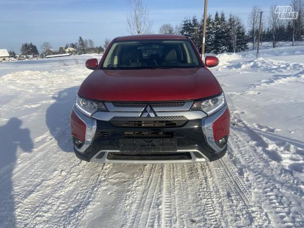 Mitsubishi Outlander 2019 Plungė, ar dzinēja tilpumu 2.40 L un nobraukumu 111 tūkst. km par 13400 €, foto 2 vietnē AUTOMOTO.COM.LV